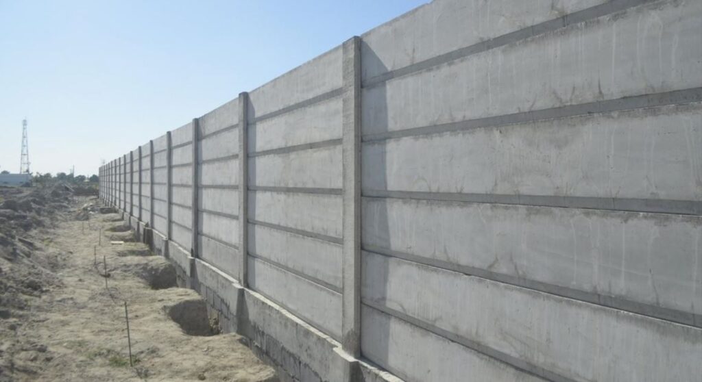 Pagar Panel Beton Precast - Definisi dan Penjelasan Singkat